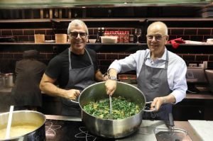 Chef Max Mariola apre a Milano: "The Sound of Love", l'amore nel piatto ...
