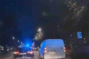 Furgone rubato inseguito a rotta di collo a Milano: un arresto | VIDEO